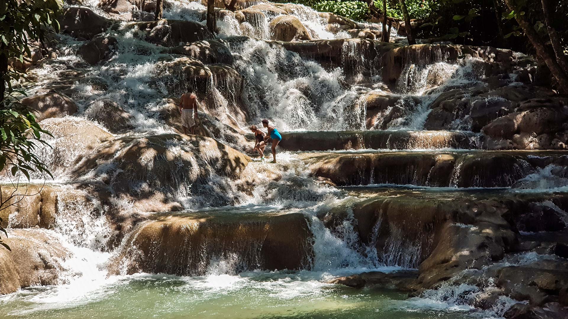 Tour to Dunn's River Falls - Travel Guide & Tips